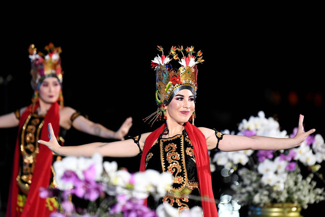 Bentuk Tarian dengan Ciri Khas Masing-masing | kumparan.com