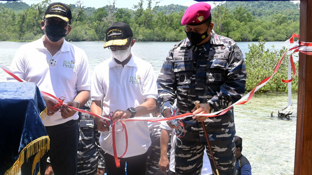 Jembatan Wisata Mangrove di Likupang Diresmikan Danlantamal VIII Manado ...