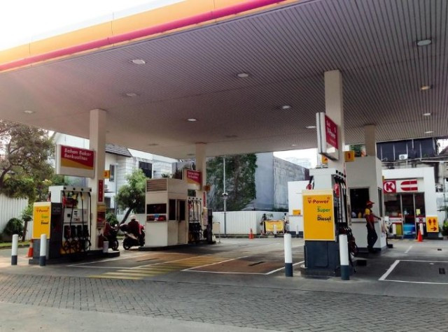 Oktan Shell V Power dan Harganya | kumparan.com