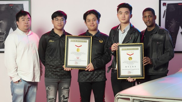 Brand Lokal Rucas Kembali Catat Rekor MURI, Penjualan Jeans Ludes dalam ...