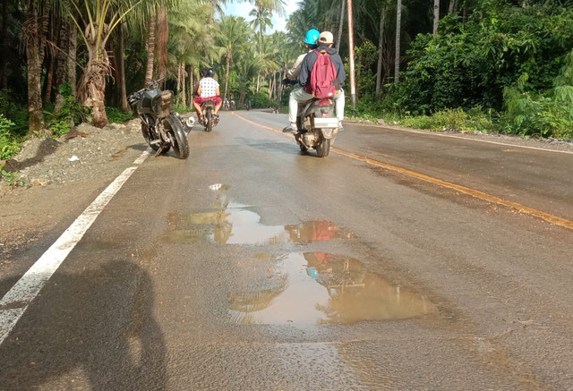 KAI Soroti Proyek Jalan Weda-Sagea yang Dinilai Dikerjakan Asal-asalan ...