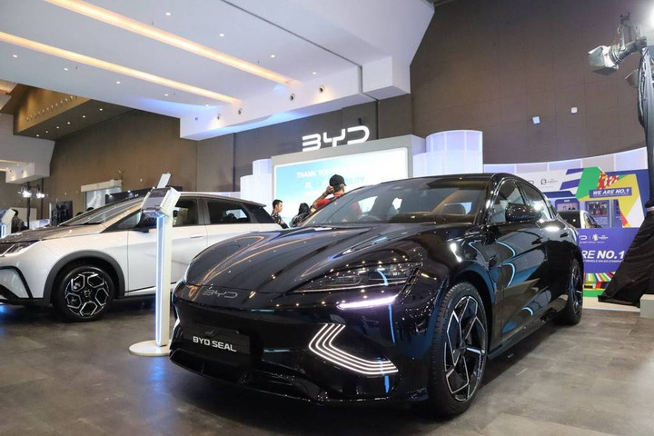 Daftar Merek Mobil China di Indonesia, Ada BYD hingga Wuling | kumparan.com