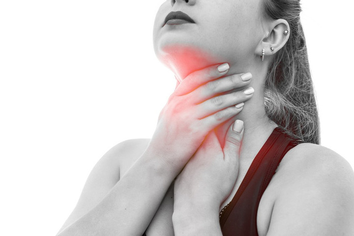 Macam-macam Warna Dahak dan Artinya, dari Putih hingga Hitam | kumparan.com