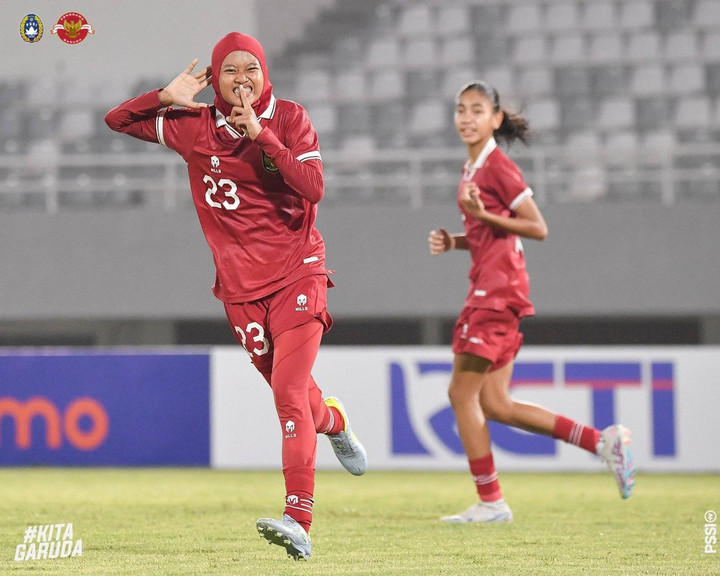 Profil Pemain Timnas Putri Ayunda Dwi Anggraini, Striker Berbakat Asal Gresik | kumparan.com