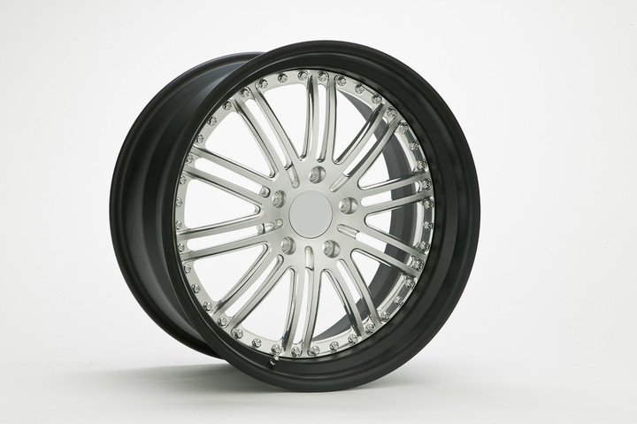 4 Warna Velg yang Cocok untuk Motor Biru | kumparan.com
