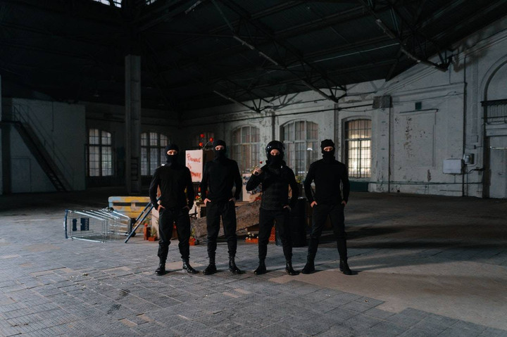 Dominasi dalam Sosiologi: Pengertian dan Contoh-contohnya | kumparan.com