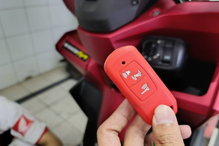 Harga dan Cara Ganti Remote Keyless Motor Honda yang Hilang | kumparan.com