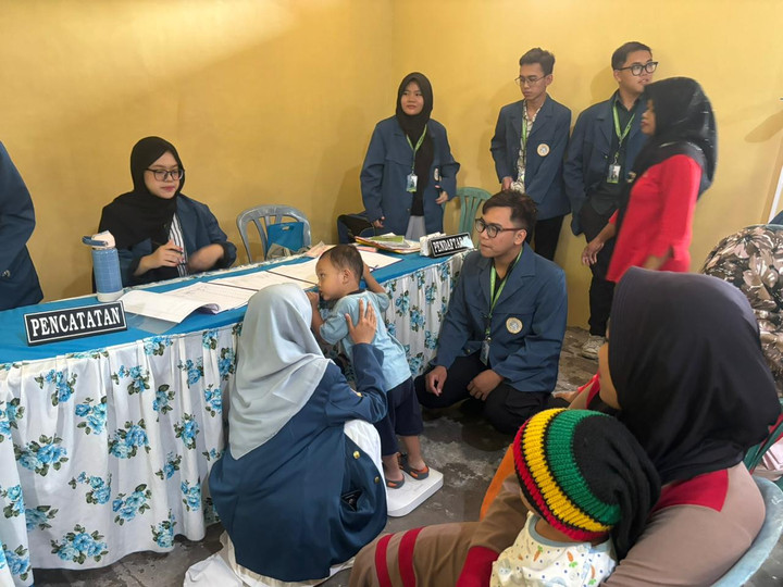 KKN-BBK 7 UNAIR Perkuat Partisipasi Melalui Posyandu di Lamongan ...