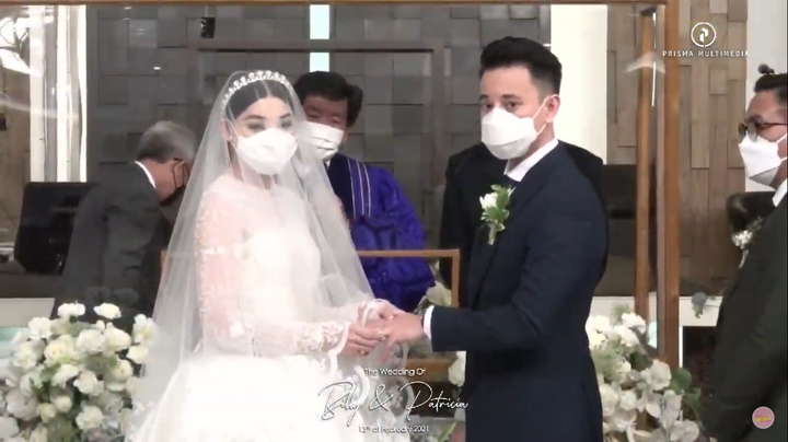 pacar billy davidson