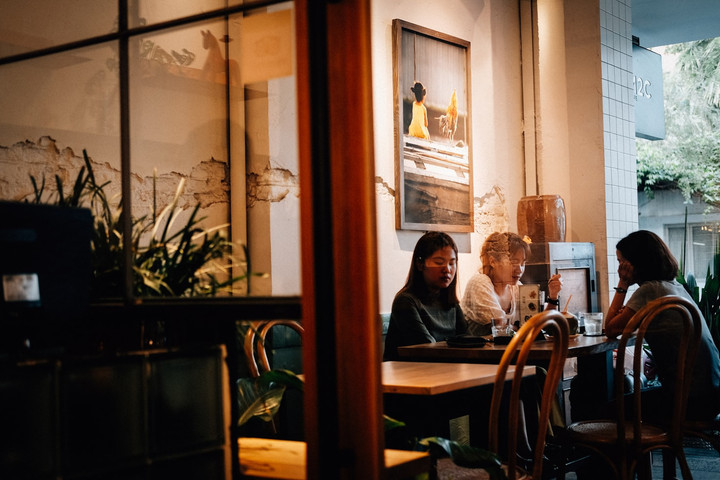 6 Cafe di SCBD untuk Brunch hingga Nongkrong Pulang Kerja | kumparan.com