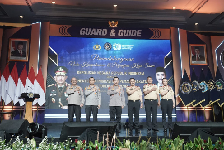 Kemenimipas Kini Punya Seragam Baru, Begini Penampakannya | kumparan.com