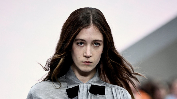 Sunday Rose, Putri Nicole Kidman yang Jadi Model Debut Jonathan ...