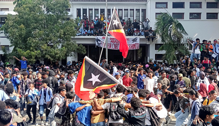 Demo Timor Leste Makin Membara | kumparan.com