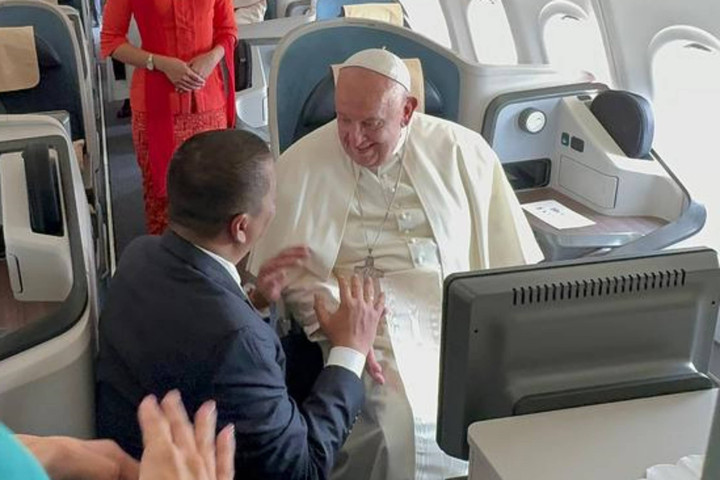 Dirut Garuda Indonesia Ikut Antar Paus Fransiskus Terbang ke Papua ...