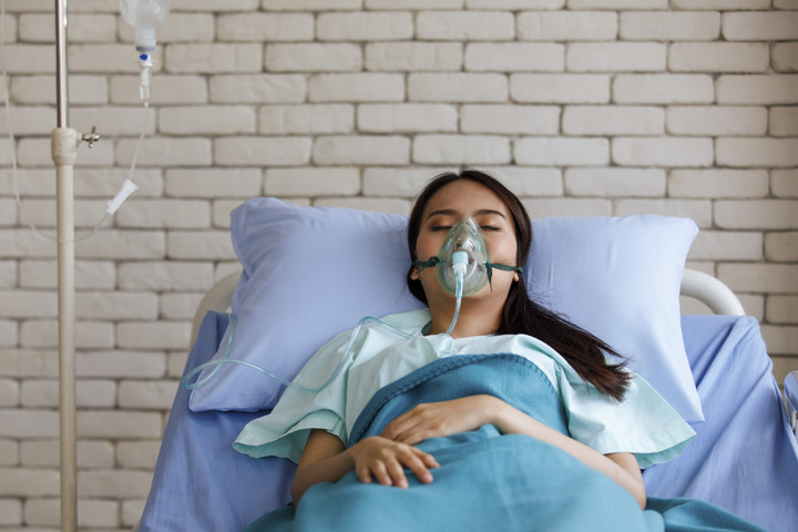 Mengenal Alat Ventilator yang Mendukung Pernapasan Pasien | kumparan.com