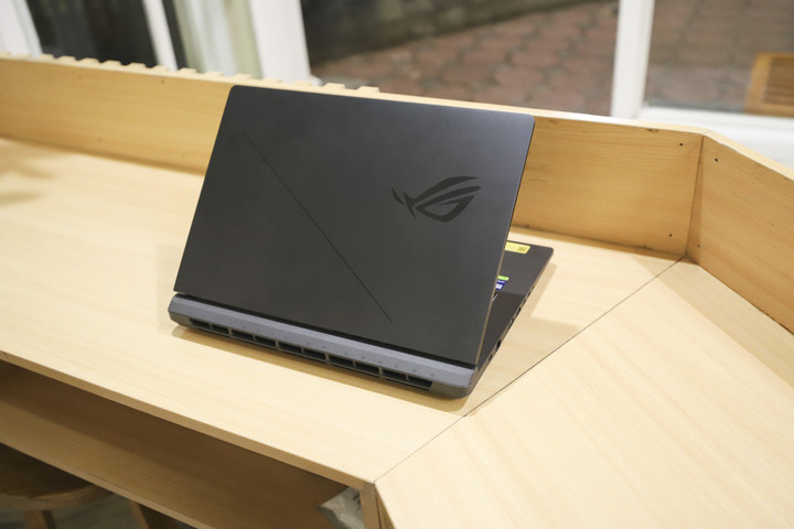Review ASUS ROG Strix G16 2025: Laptop Gaming Futuristik, Siap Sambut ...