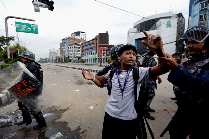 423 Orang Ditangkap Usai Demo Berdarah Nepal yang Tumbangkan Pemerintah ...