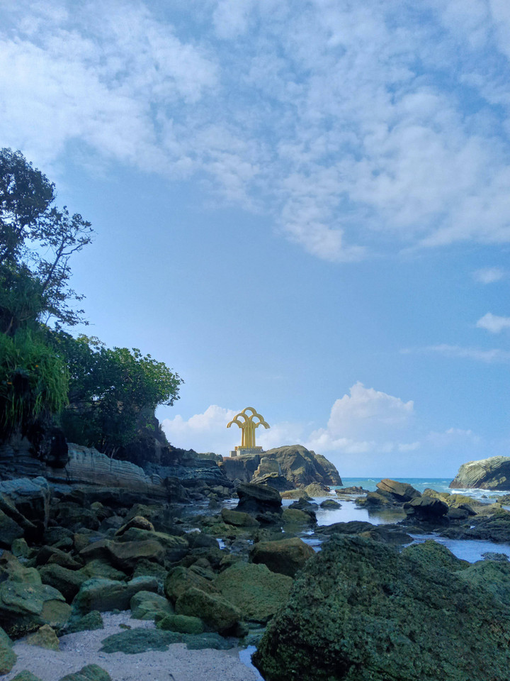 Nusakambangan: Pulau Misteri, Keindahan & Legenda yang Menggoda di ...