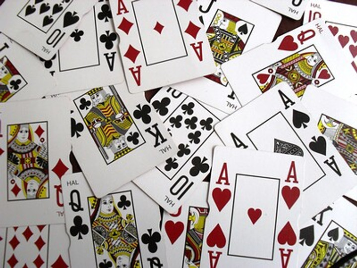 Kartu Bridge Ada Berapa? Ini Penjelasannya | kumparan.com