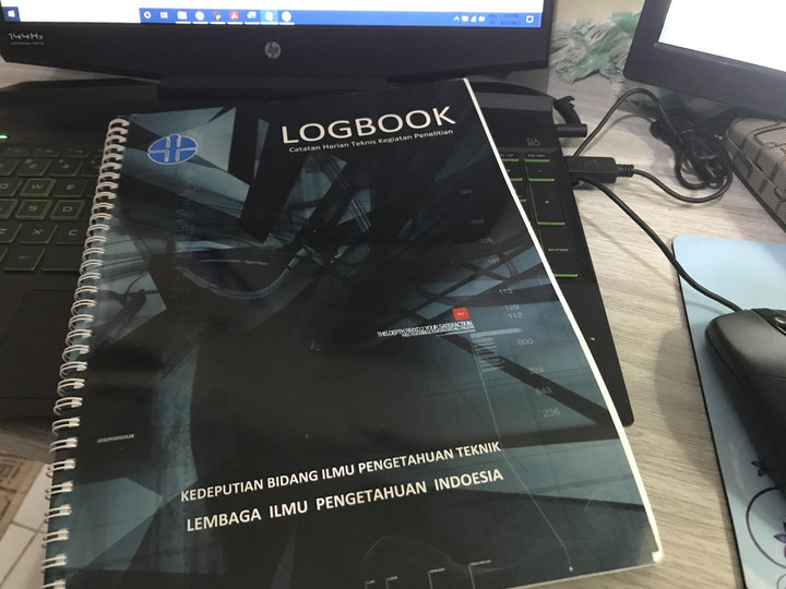 Logbook atau Catatan Harian: Instrumen Penting dalam Kegiatan Riset ...
