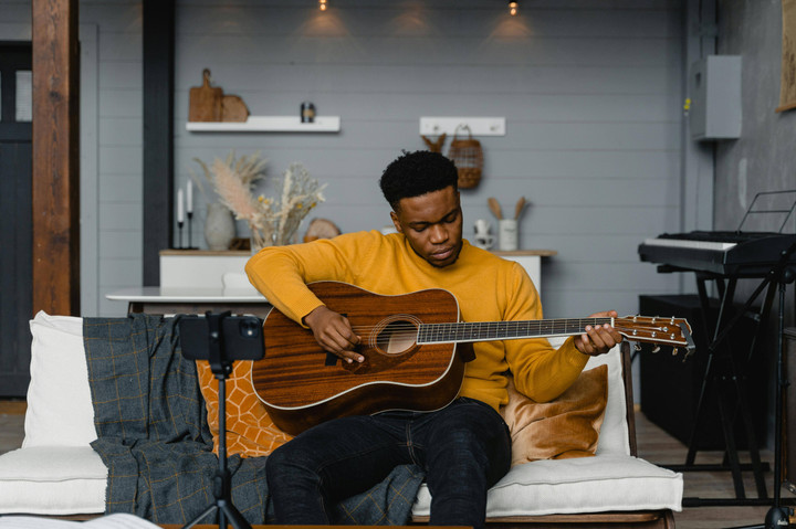 Makna Lagu Loose Daniel Caesar Yang Relate Dengan Banyak Orang