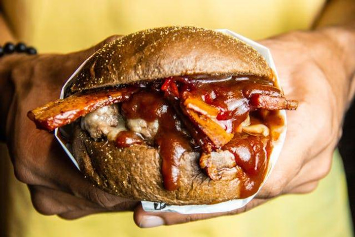 Menu Blenger Burger dan Daftar Harganya 2024 | kumparan.com