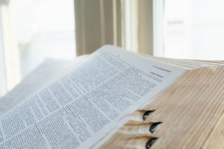 Arti Lesson dalam Bahasa Inggris dan Contoh Kalimatnya | kumparan.com