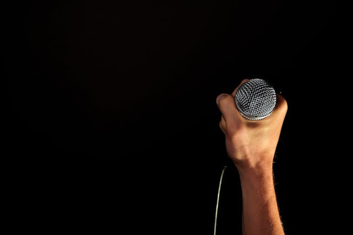 2 Contoh Naskah Biantara Sunda Singkat dalam Berbagai Tema | kumparan.com