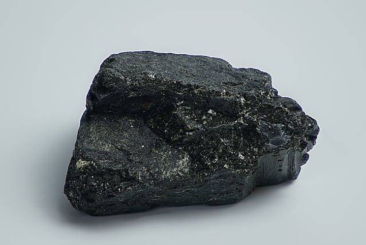 3 Ciri-ciri Batu Basalt dan Jenis-jenisnya | kumparan.com