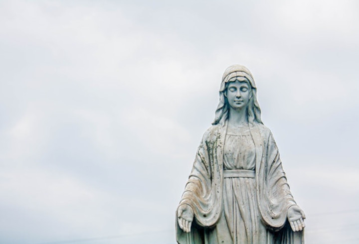 Goa Maria Kuningan: Lokasi, Aktivitas, Jam Buka, dan Rute untuk ...