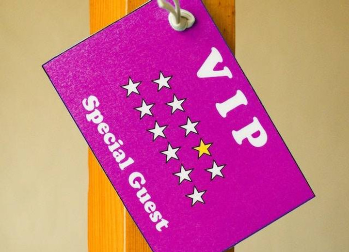 Arti VIP dan Contoh Layanannya di Berbagai Bidang | kumparan.com