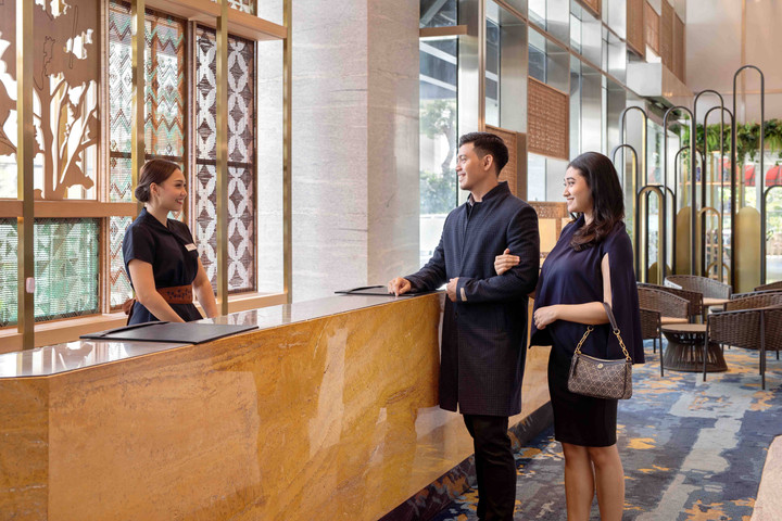 Kenapa Proses Check-In di Hotel Sering Terasa Lama? Ini Alasannya ...