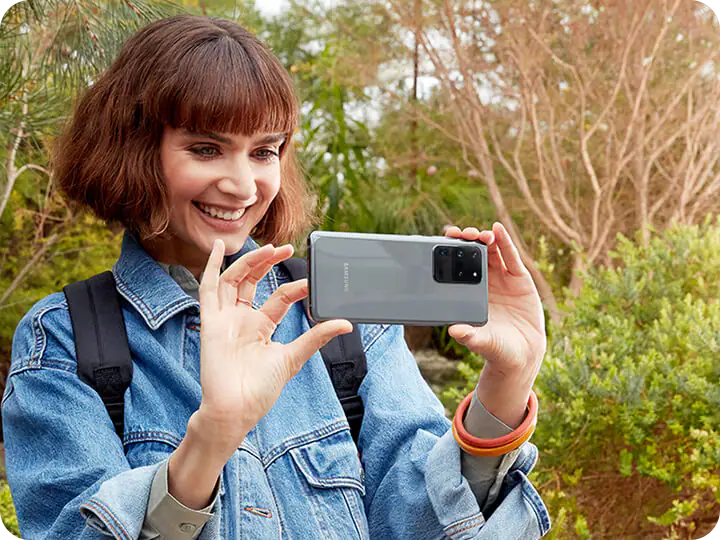 4 HP Samsung Kamera Selfie Terbaik 2024 | kumparan.com