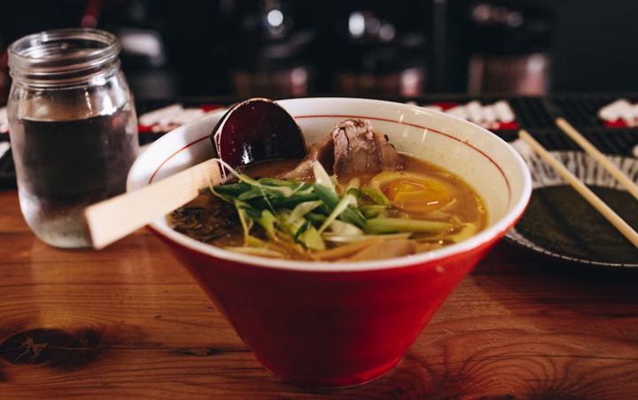 Harga Makanan di PRJ 2025 yang Viral dan Menggoda | kumparan.com