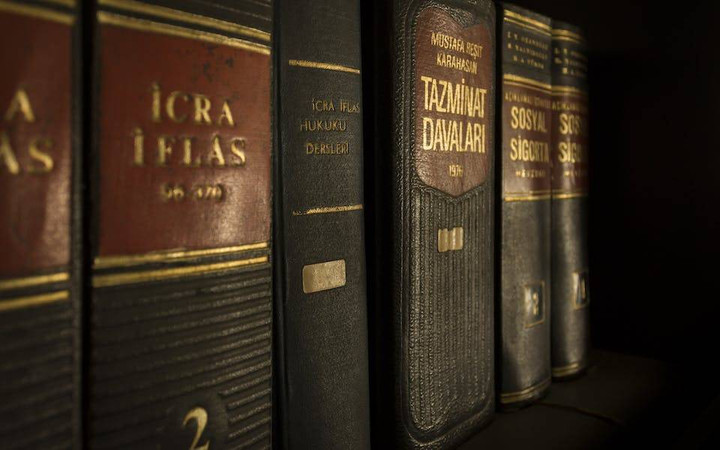 Landasan Yuridis: Definisi dan Contohnya | kumparan.com