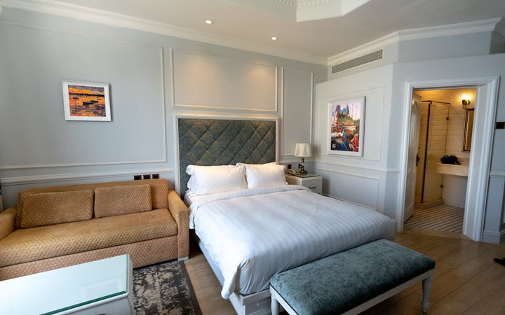 3 Perbedaan Kamar Hotel Deluxe dan Suite, Pengunjung Harus Tahu ...