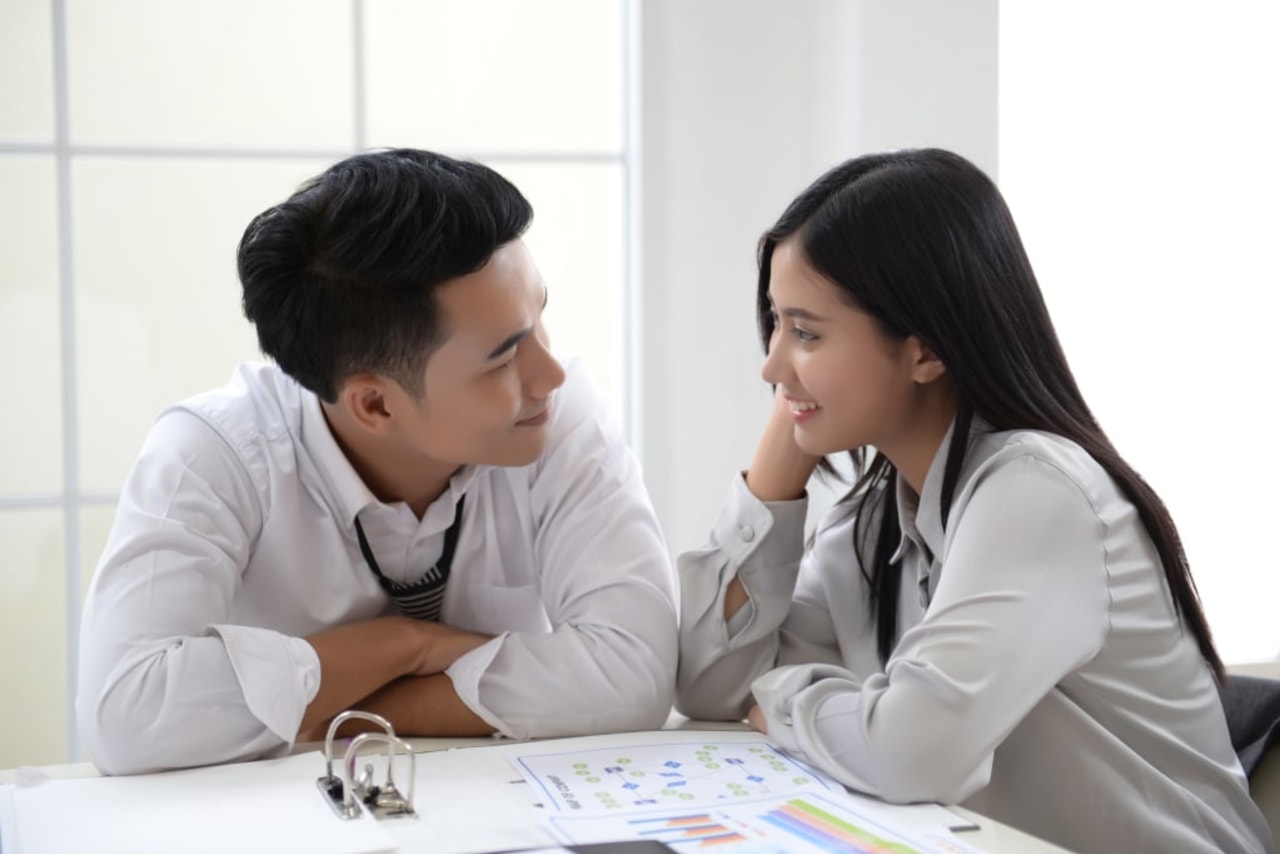 Melihat Kebiasaan Cowok Saat PDKT Berdasarkan Zodiak | kumparan.com