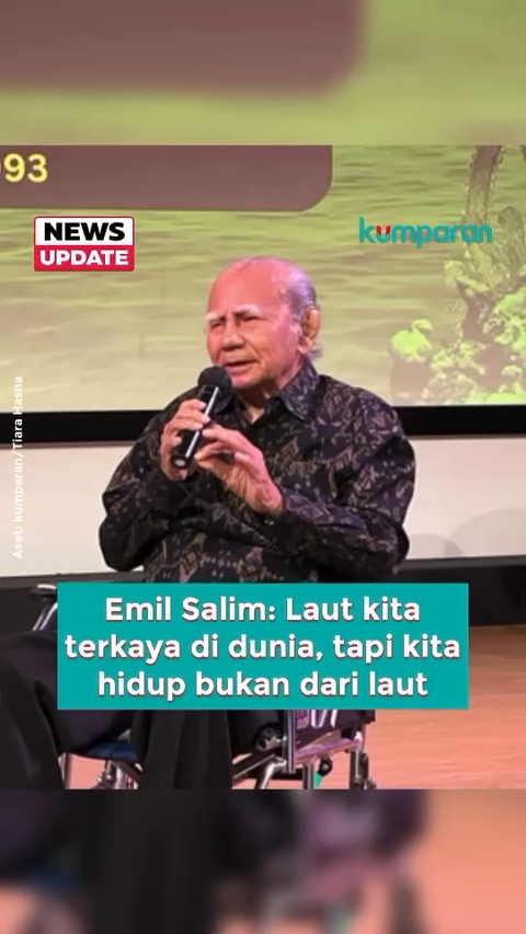 Emil Salim: Kita Duduk di Atas Peti Emas