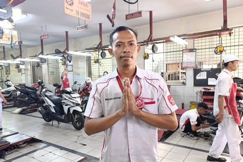 Harga dan Cara Ganti Remote Keyless Motor Honda yang Hilang - sedang ...