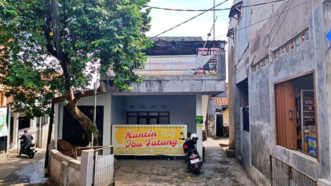Kisah Warung Legendaris Bu Tatang, Sandaran Mahasiswa yang Lapar di ...