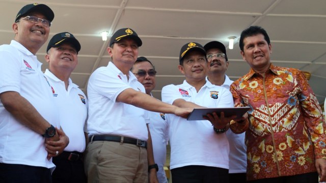 Kapolri Luncurkan Aplikasi 'Polisi Kita' di Medan | kumparan.com Kapolri Luncurkan Aplikasi 'Polisi Kita' di Medan | kumparan.com