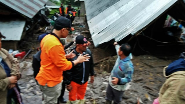 Korban Tewas Akibat Longsor di Kintamani Bertambah Jadi 12 Orang | kumparan.com