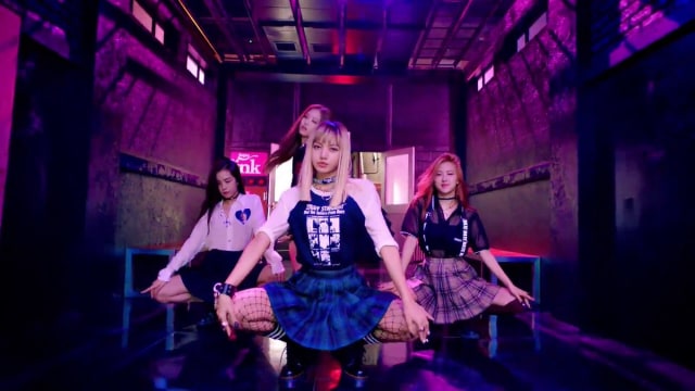 BOOMBAYAH -BLACKPINK | kumparan.com