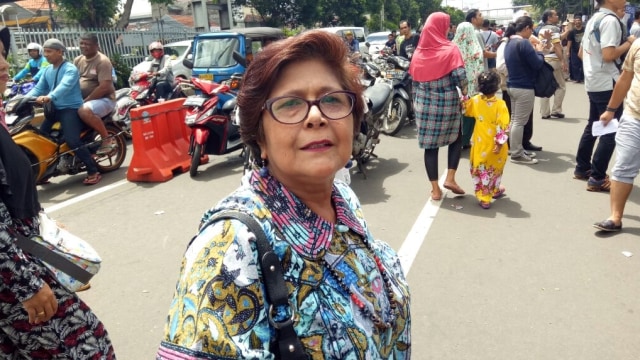 Pemindahan 13 TPS Sebabkan Kemacetan Parah di Matraman | kumparan.com