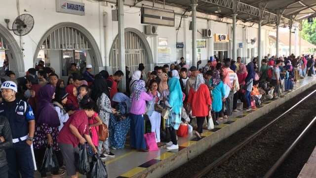 Rel KA Ganda Maja-Rangkasbitung Mulai Beroperasi Bulan Ini | kumparan.com