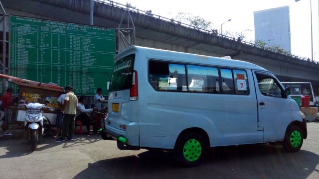 Terminal Kampung Melayu Sudah Beroperasi Kembali | kumparan.com