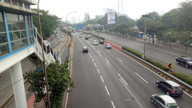 Tol Dalam Kota Masih Ditutup Imbas Ricuh Demo Anak STM | kumparan.com