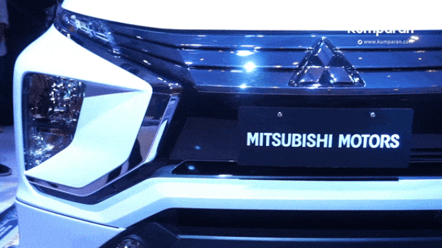 Video: Mitsubishi Expander Sang Penantang Toyota Avanza | kumparan.com