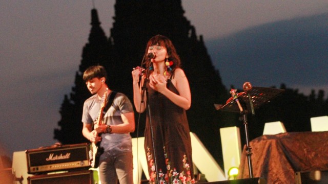 Stars and Rabbit Warnai Malam Minggu Penonton 'Sound Of 3' | kumparan.com