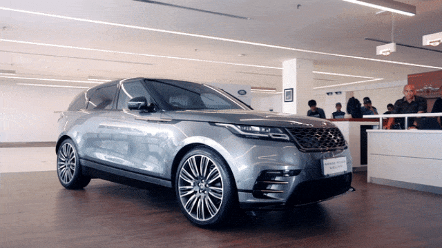 Video: Range Rover Velar Mengaspal di Indonesia | kumparan.com